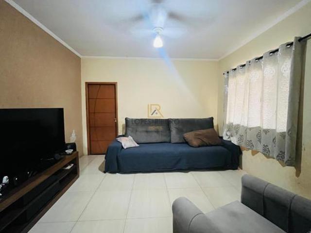 Casa para venda em Jardim Itamarati de 225.15m² com 2 Quartos, 1 Suite e 3 Garagens