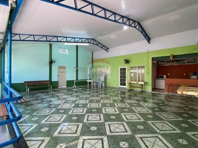 Casa para venda em Jardim Itamaraty de 272.00m² com 3 Quartos e 20 Garagens