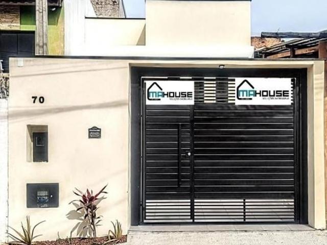 Casa para venda em Jardim Itanguá de 70.00m² com 2 Quartos, 1 Suite e 2 Garagens