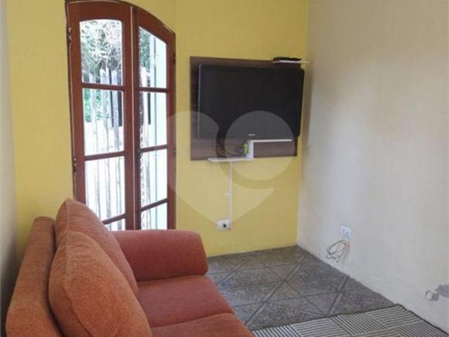 Casa para venda em Jardim Itajaí de 341.00m² com 3 Quartos, 1 Suite e 5 Garagens