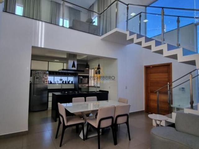 Casa para venda em Jardim Chácara Dos Pinheiros de 180.00m² com 3 Quartos, 1 Suite e 2 Garagens