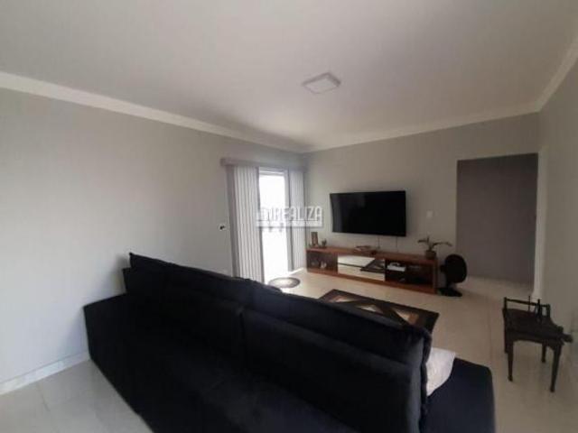 Casa para venda em Jardim Itália II, Uberaba