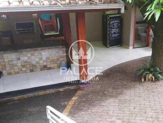 Casa para venda em Jardim Itapuã de 180.00m² com 3 Quartos, 1 Suite e 3 Garagens