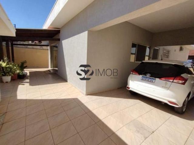 Casa para venda em Jardim Itapema de 305.00m² com 4 Quartos, 1 Suite e 4 Garagens