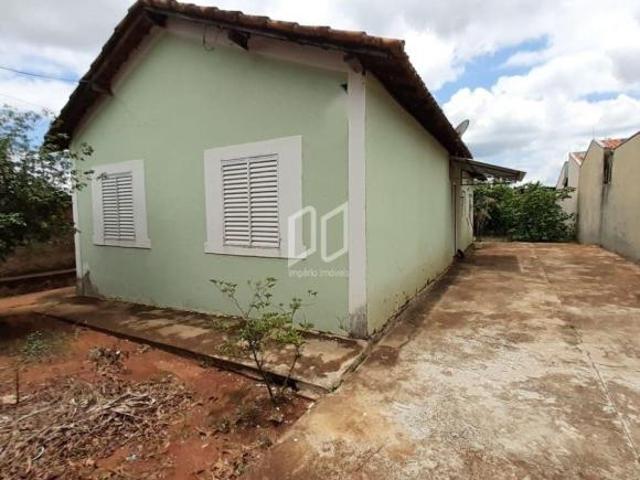 Casa para venda em Jardim Imperador de 90.00m² com 2 Quartos e 5 Garagens