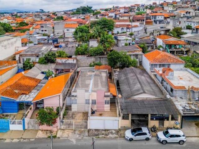 Casa para venda em Jardim Imperial de 60.00m² com 2 Quartos, 1 Suite e 2 Garagens