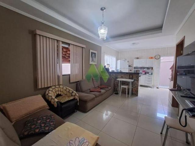 Casa para venda em Jardim Iolanda de 159.00m² com 3 Quartos, 1 Suite e 2 Garagens