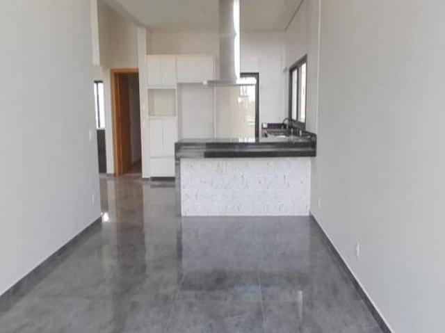 Casa para venda em Jardim Ipanema de 170.00m² com 3 Quartos, 3 Suites e 2 Garagens