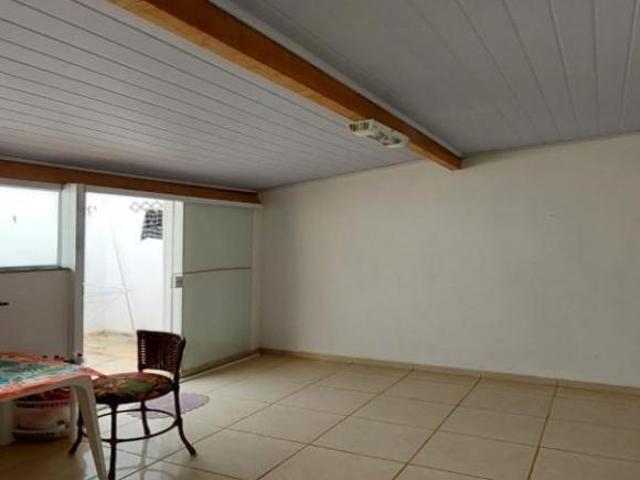 Casa para venda em Jardim Ipanema de 40.00m² com 2 Quartos e 2 Garagens