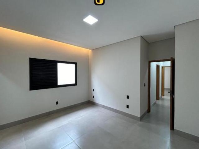 Casa para venda em Jardim Ipanema, Uberlândia