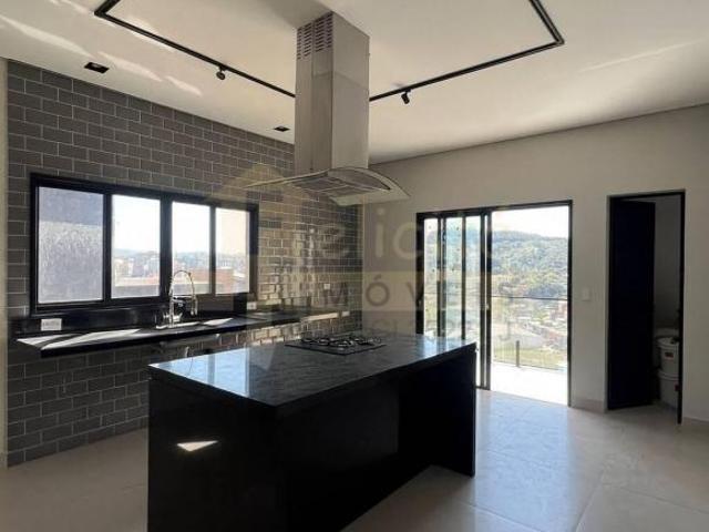 Casa para venda em Jardim Isaura de 200.00m² com 3 Quartos, 3 Suites e 1 Garagem