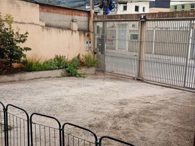 Casa para venda em Jardim Isaura de 210.00m² com 3 Quartos, 1 Suite e 2 Garagens