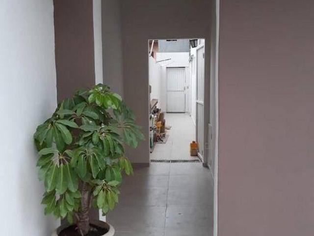 Casa para venda em Jardim Jacyra de 163.00m² com 4 Quartos, 1 Suite e 2 Garagens