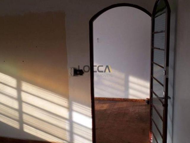 Casa para venda em Jardim Jandaia de 280.00m² com 3 Quartos e 2 Garagens