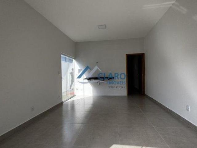 Casa para venda em Jardim Jandira de 137.00m² com 3 Quartos, 1 Suite e 2 Garagens