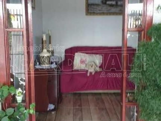 Casa para venda em Jardim Jockei Club A de 130.00m² com 3 Quartos, 1 Suite e 2 Garagens