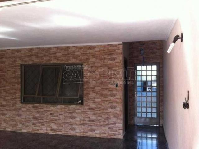 Casa para venda em Jardim Jockei Club A de 145.00m² com 3 Quartos, 1 Suite e 2 Garagens