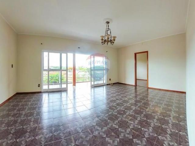 Casa para venda em Jardim Luiza Maria de 250.00m² com 3 Quartos e 1 Suite