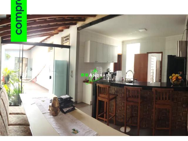 Casa para venda em Jardim Luiza em Franca São Paulo de 90.00m² com 3 Quartos, 1 Suíte e 3 Garagens