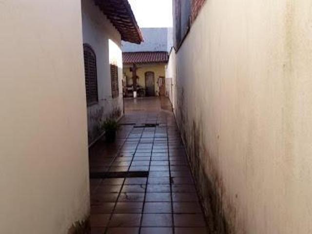 Casa para venda em Jardim Lago Azul de 143.00m² com 3 Quartos e 4 Garagens