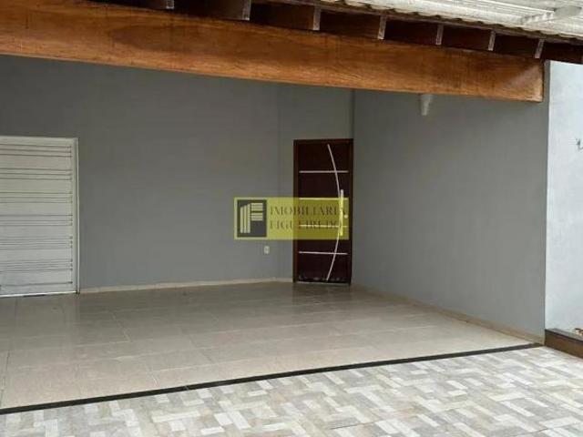 Casa para venda em Jardim Laguna de 160.00m² com 3 Quartos, 3 Suites e 2 Garagens