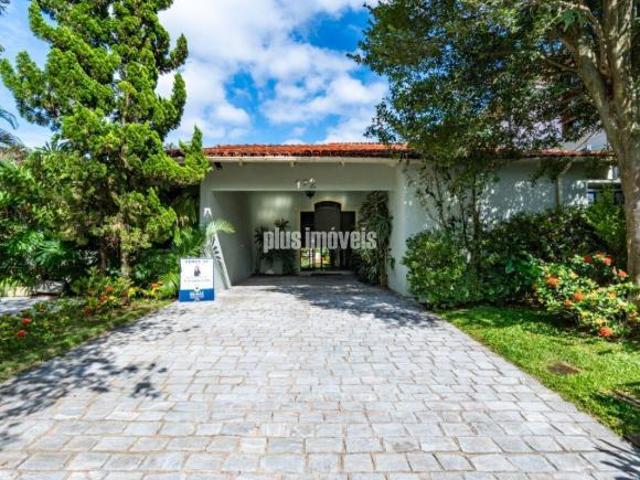 Casa para venda em Jardim Leonor com 5 quartos, sendo 3 suítes, 352m²