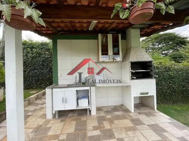 Casa para venda em Jardim Leonor de 263.00m² com 4 Quartos, 2 Suites e 6 Garagens