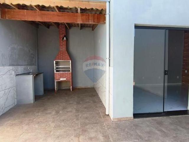 Casa para venda em Jardim Levatti de 92.00m² com 2 Quartos e 1 Suite