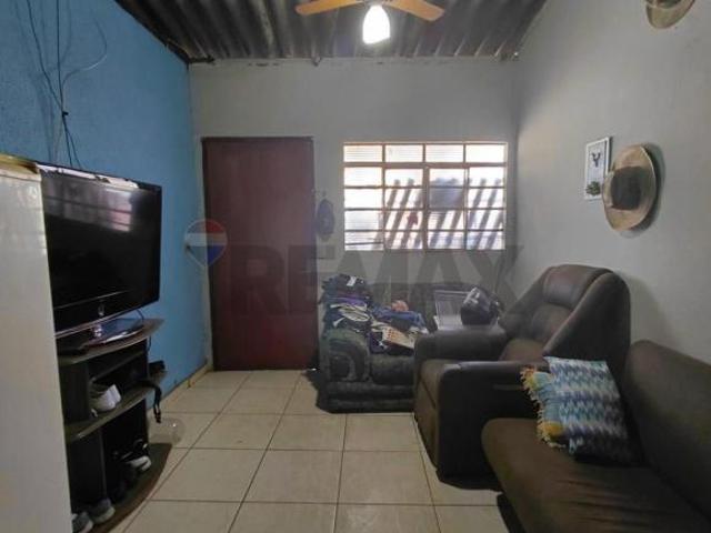 Casa para venda em Jardim Linense de 137.79m² com 2 Quartos e 3 Garagens