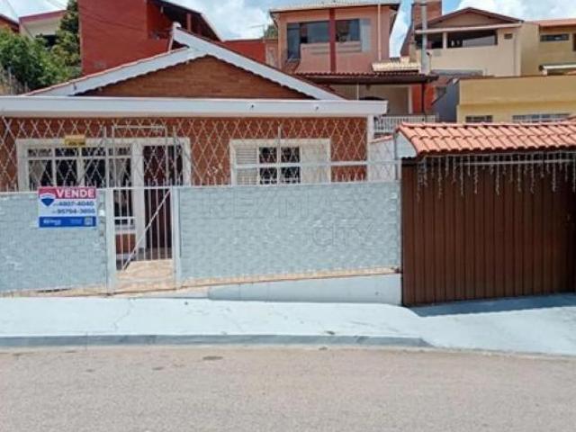 Casa para venda em Jardim Pacaembu de 318.00m² com 4 Quartos e 6 Garagens