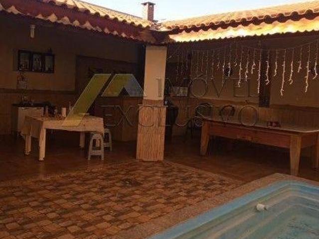 Casa para venda em Jardim Paiva de 81.00m² com 3 Quartos, 1 Suite e 2 Garagens