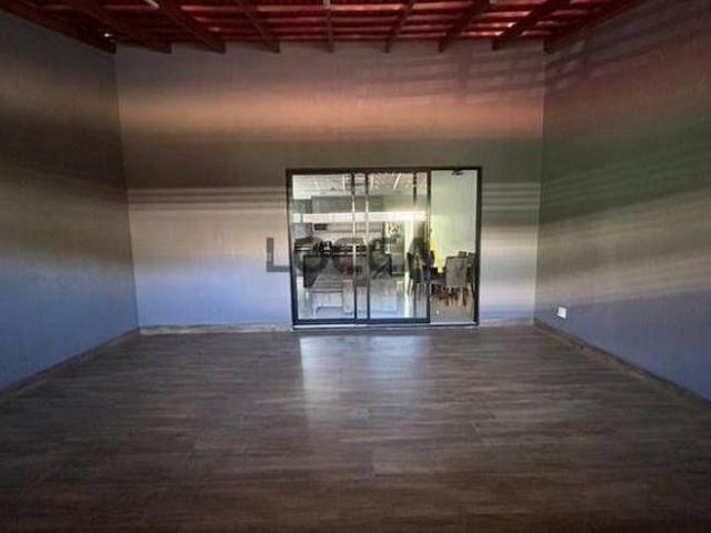 Casa para venda em Jardim Palma Travassos de 162.00m² com 3 Quartos, 1 Suite e 2 Garagens