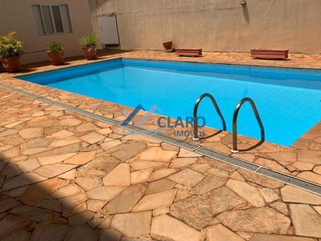 Casa para venda em Jardim Panorama de 278.00m² com 4 Quartos, 1 Suite e 4 Garagens