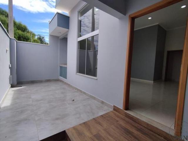 Casa para venda em Jardim Paraíso de 190.00m² com 3 Quartos, 1 Suite e 2 Garagens