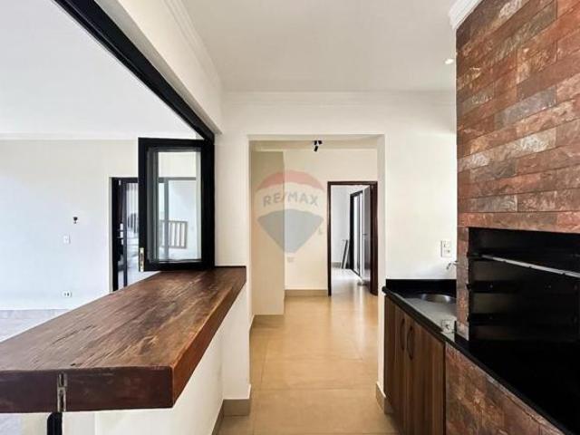 Casa para venda em Jardim Paraíso de 200.00m² com 4 Quartos, 2 Suites e 4 Garagens