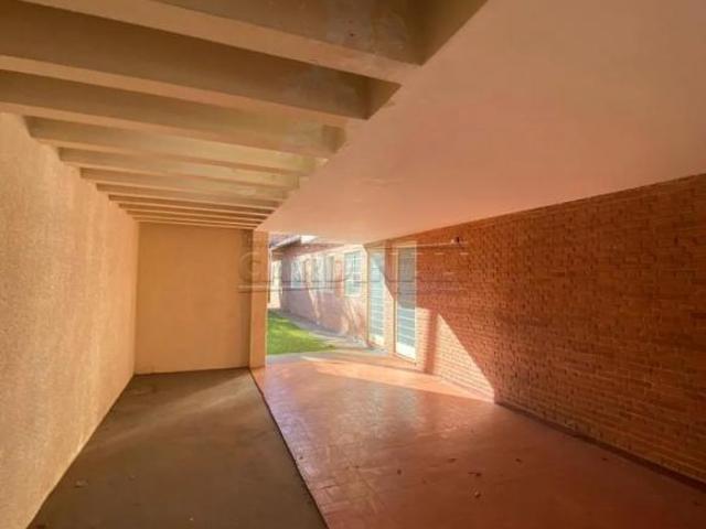 Casa para venda em Jardim Paraíso de 218.00m² com 4 Quartos e 3 Garagens