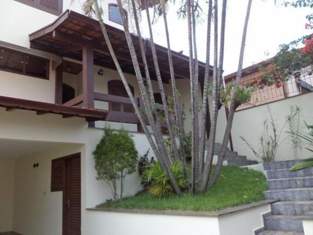 Casa para venda em Jardim Paraíso de 284.00m² com 4 Quartos, 1 Suite e 2 Garagens