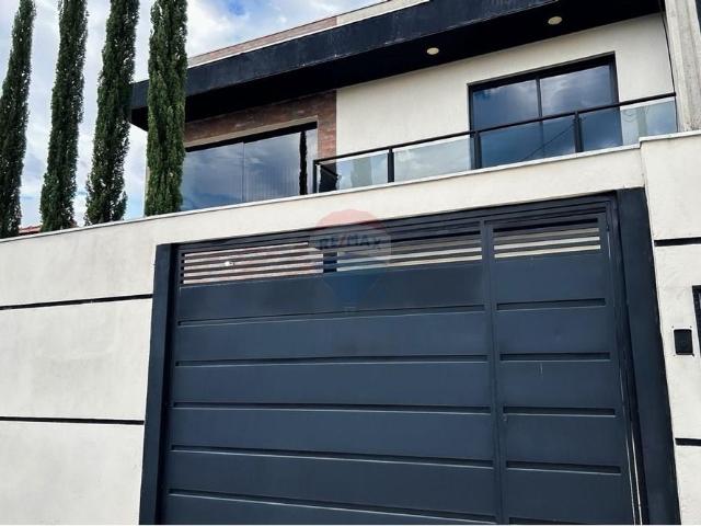 Casa para venda em Jardim Paraíso em Votorantim São Paulo de 200.00m² com 4 Quartos, 2 Suítes e 4 Garagens