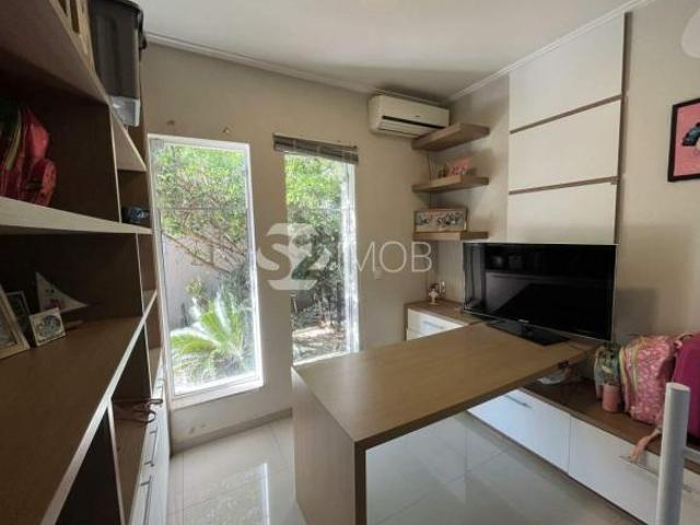 Casa para venda em Jardim Patrícia de 260.00m² com 3 Quartos, 1 Suite e 2 Garagens