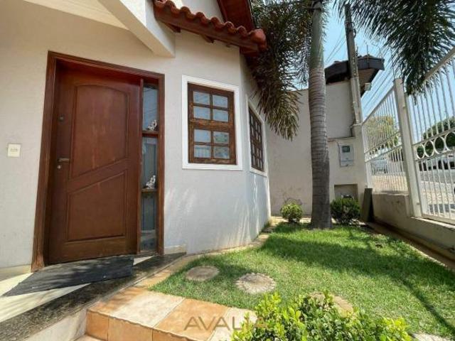 Casa para venda em Jardim Pau Preto de 250.00m² com 3 Quartos, 3 Suites e 2 Garagens