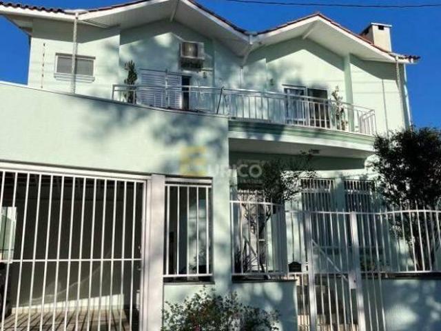 Casa para venda em Jardim Paulista de 276.00m² com 3 Quartos, 3 Suites e 6 Garagens