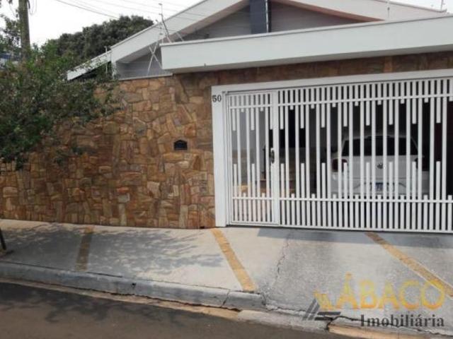 Casa para venda em Jardim Paulista de 350.00m² com 3 Quartos, 3 Suites e 8 Garagens