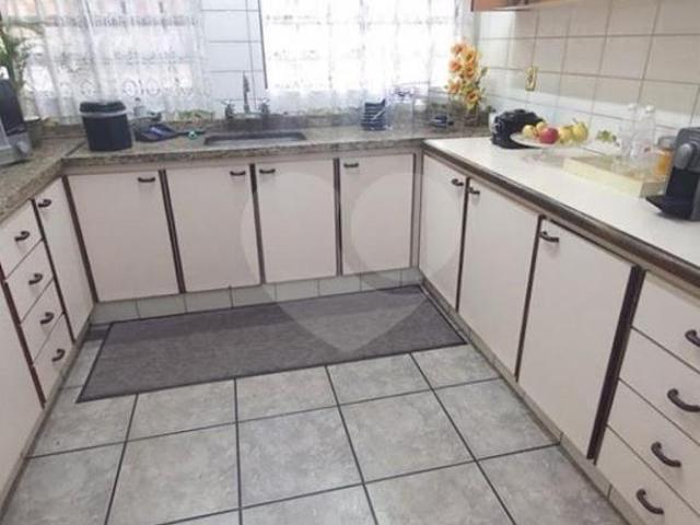 Casa para venda em Jardim Paulista I de 355.00m² com 4 Quartos, 2 Suites e 8 Garagens