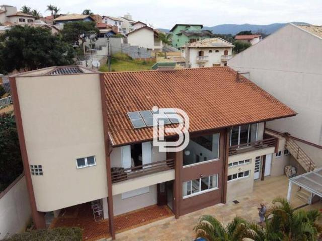 Casa para venda em Jardim Paulista I de 350.00m² com 3 Quartos, 3 Suites e 7 Garagens