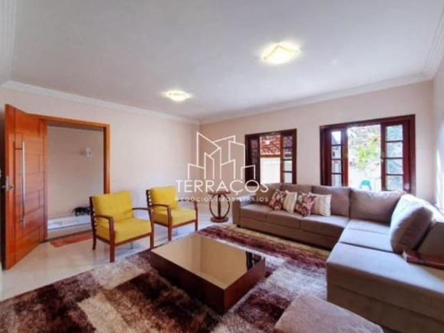 Casa para venda em Jardim Paulista Ii de 261.00m² com 4 Quartos, 2 Suites e 4 Garagens