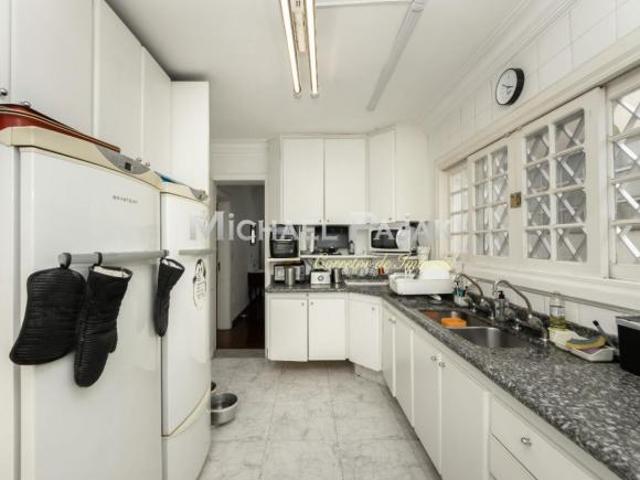 Casa para venda em Jardim Paulistano com 4 quartos, sendo 2 suítes Michael Pajak 11 99996 4550