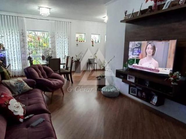 Casa para venda em Jardim Pedroso de 290.00m² com 8 Quartos e 2 Suites