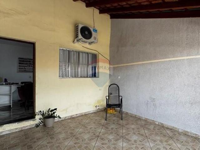 Casa para venda em Jardim Pérola de 67.00m² com 2 Quartos e 1 Garagem