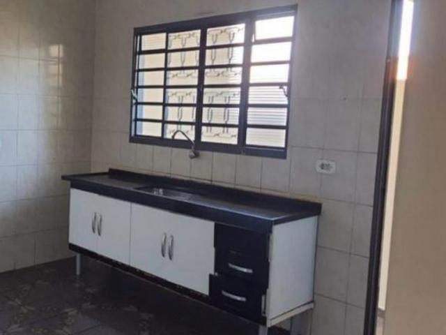 Casa para venda em Jardim Pérola de 143.00m² com 3 Quartos e 2 Garagens