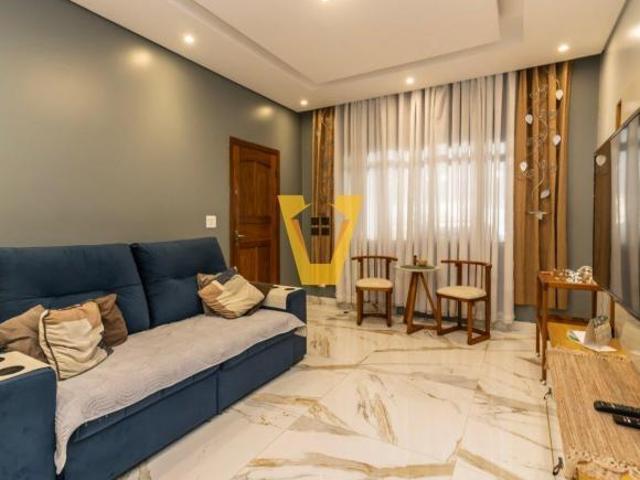 Casa para venda em Jardim Peri com 3 quartos, sendo 1 suíte, 216m²